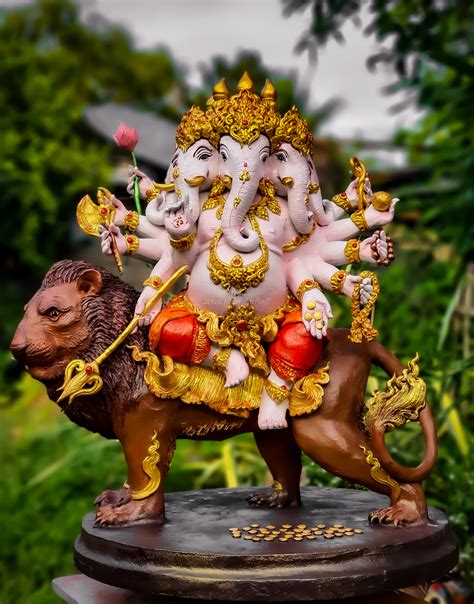 พระพิฆเนศ งานศิลป์ พระเหรัมภะ คณปติ ปางปกป้องคุ้มครอง โอม ศรี เหรัมภะ คณปติ ยะนะมะฮา 🙏 ️🙇‍♀️