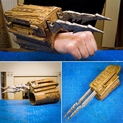 Predator Wrist Blades