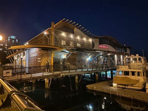 Carderos Restaurant And Marine Pub 794 Photos And 633 Reviews 1583