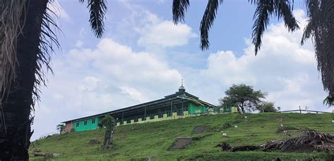 Potret Masjid Jamik Komperta Masjid Tertua Di Pendopo PALI