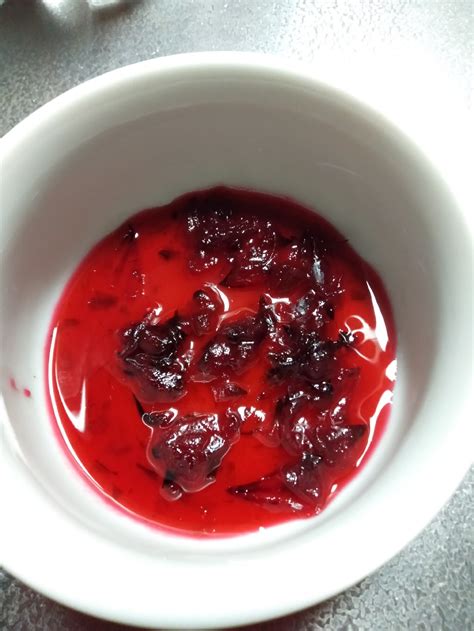 ルビー色のローゼルジャム レシピ・作り方 By 俊太郎 楽天レシピ