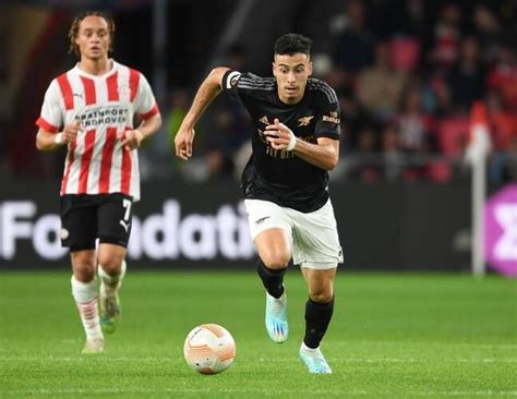 Psv Eindhoven 2 0 Arsenal Match Report