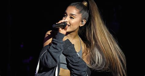Ariana Grande S Hair Is Gray See The Look