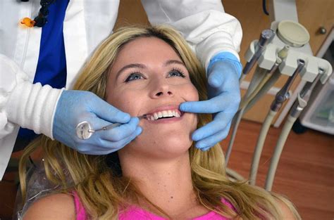 10 Reasons To Try Holistic Dentistry At Smile Angels Of Beverly Hills