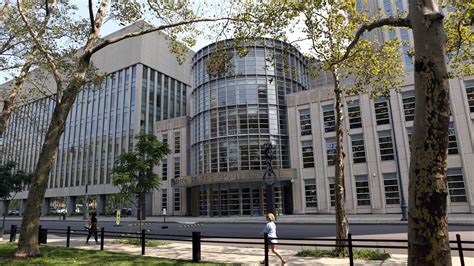 Wayne Peiffer Former Police Officer Who Protected Sex Traffickers Gets 3 Year Sentence The