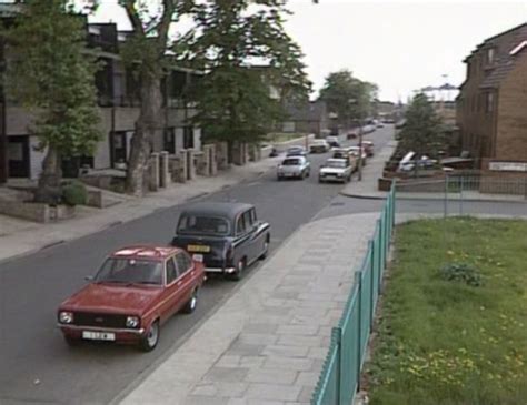Imcdb Org Ford Escort Gl Mkii In Storyboard
