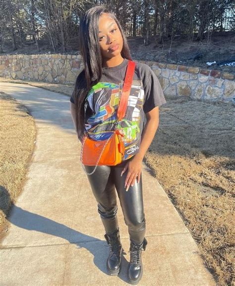 3 Hot Sexy Trinity Aniyah Bikini Pics