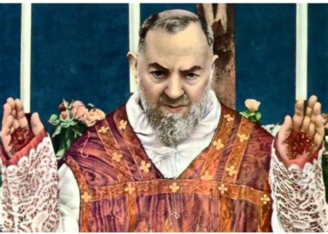 Padre Pio Praying