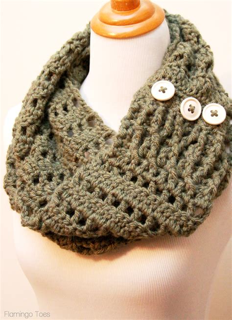 Chunky Crochet Infinity Scarf