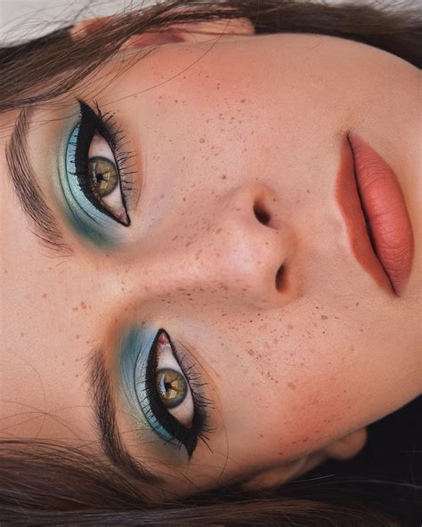 Eye Makeup Styles For Blue Eyes