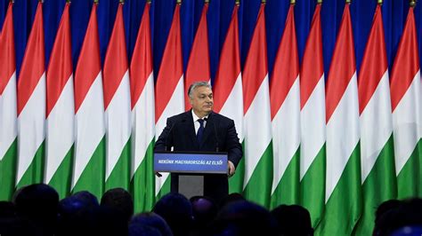 Hongrie Viktor Orbán Sadresse à La Nation Une Semaine Après La