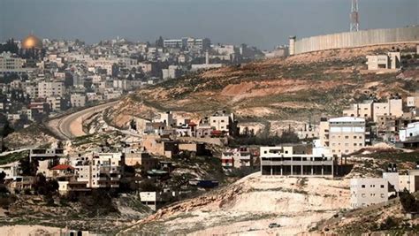 فرض ضرائب على الكنائس استهداف صهيوني جديد للوجود الفلسطيني ب