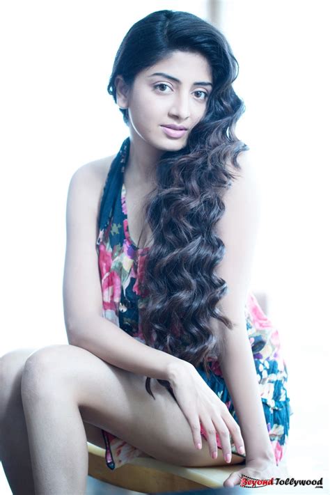 Tollyimg Poonam Kaur Hot Spicy Photoshoot Pics