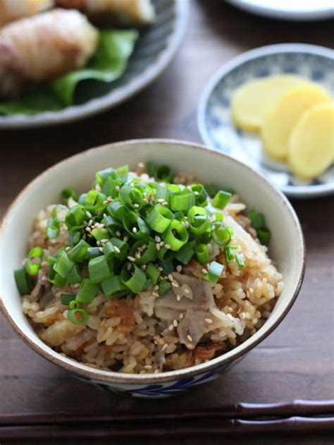 秋の味覚をギュッと詰め込み♡今晩作りたい「炊き込みご飯」レシピ Locari（ロカリ）