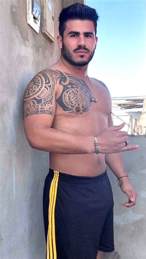 Pin by Imoue Masatako on メンズファッションⅡ in 2024 Muscle men Shorts Men