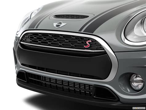 New Mini Clubman 2018 Cooper S Photos Prices And Specs In Uae