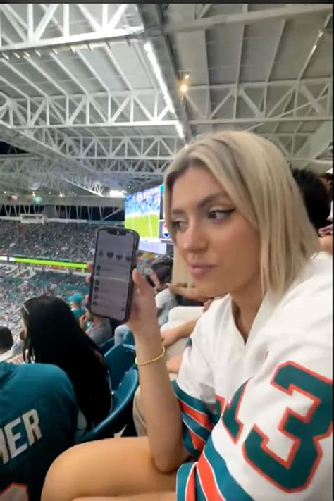 Truth Behind Titans Qb Mason Rudolph Allegedly Dming Fans Girlfriend