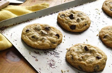 Cookie Sheet Vs Baking Sheet Which Is Right For You Oh Snap Cupcakes