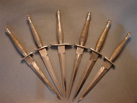 Examples The Fairbairn Sykes Fighting Knives