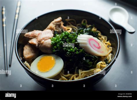 Traditional Chicken Ramen Stock Photo Alamy