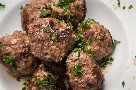 Meatballs In Cast Iron Skillet Recipe Red Meat Lover