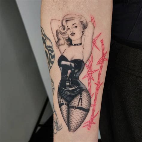 Sexy Pin Up Girl Tattoo Designs