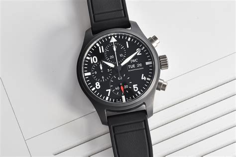 Hands On The New Iwc Pilot Chronograph 41 Top Gun Black And Oceana