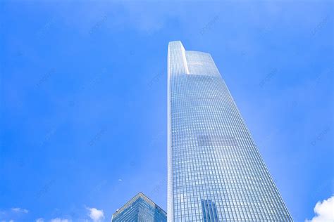 라인 아트 건축 건물 외관을 올려다보는 기술 도시 이스트 타워 배경 건물 푸른 하늘 파란 하늘 배경 일러스트 및 사진 무료