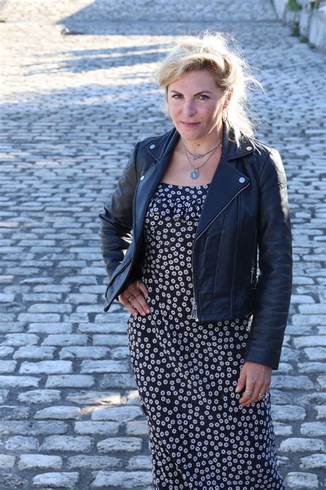 Photo A La Ville Anne Elisabeth Blateau Est L Heureuse Maman D Un