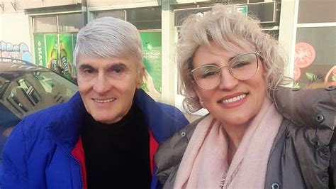 Bard Bh Novinarstva Saša Burlica Knjigom Oživio Izgubljeni Zavičaj Foto Video Tuzla L Ve