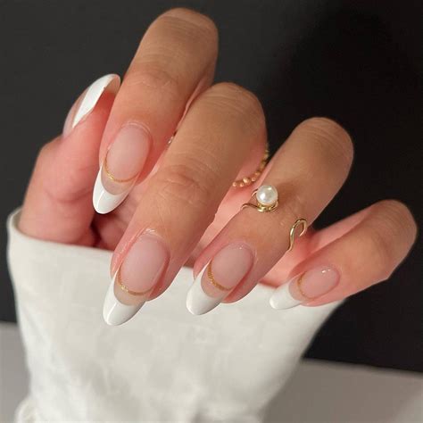 Imsohot Glossy Almond Press On Nails Medium White French