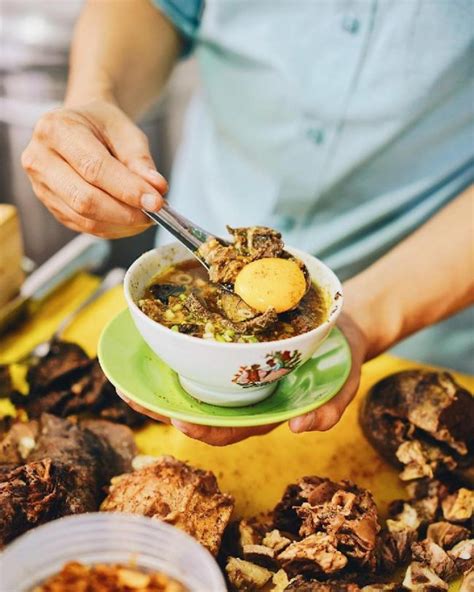 7 Rekomendasi Kuliner Khas Kota Makassar Komplit Pallubasa Dan