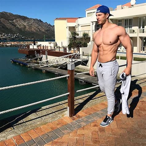 Bodybuilder And Muscle Men — Whitepapermuscle Wayne Lucas