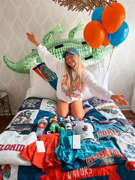 Uf Bed Party 🧡🐊 College Bedding Univeristy Of Florida Colleges In