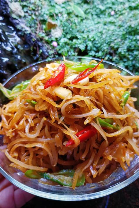 【炒芥菜丝的做法步骤图，炒芥菜丝怎么做好吃】菜花小哥下厨房