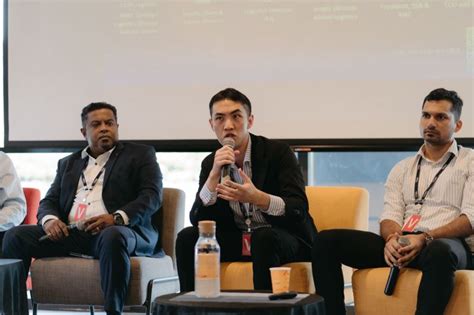 Innovation Cevainnovation Logisticsinnovation Warehouseautomation Collaborativerobots Asrs