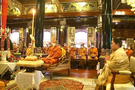 องค์หริภาฯ ทรงเป็นประธานพิธีเจริญพระพุทธมนต์สืบพระชาตาถวาย พระองค์ภา