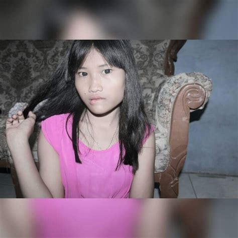 Putri Syasya Filim Hot