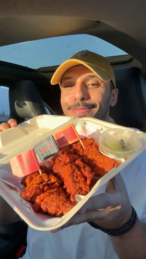 ‎طلال إبراهيم Talal Food‎ ‎دباديبو لندن من بـ لبن 🧸😍💙 B Laban Sa