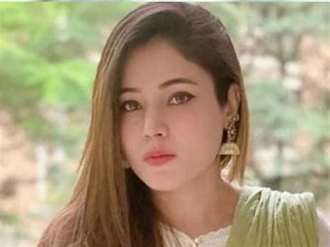 Nawab Malik । Maliks Daughter Nilofar Responds To Amrita Fadnavis