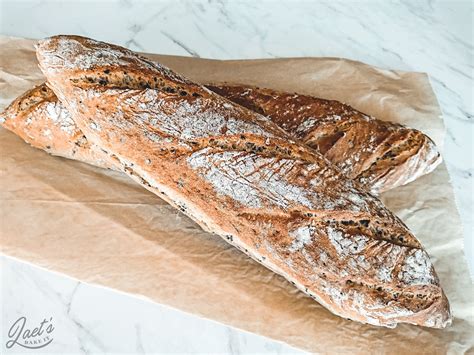Baguettes De Pain Faciles Et Rapides Laet S Bake It