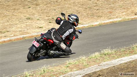 बजाज पल्सर Ns400z राइट साइड का दृश्य तस्वीरें बाइकवाले