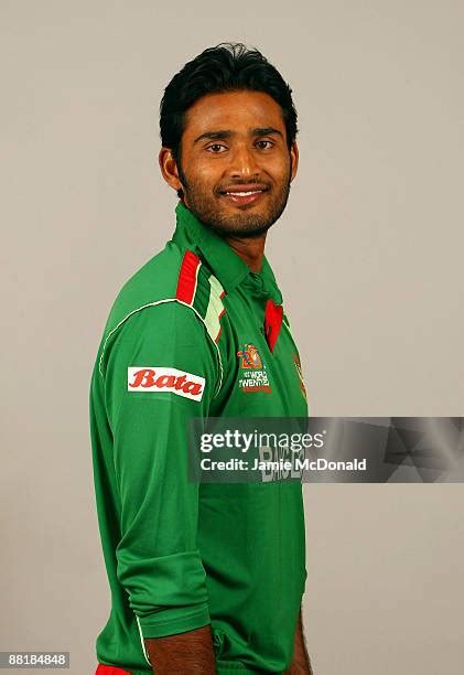 Shahadat Hossain Photos And Premium High Res Pictures Getty Images