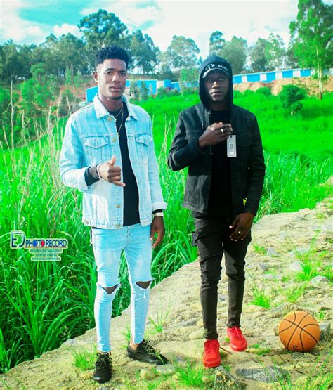 Descrição Por Vossa Parte