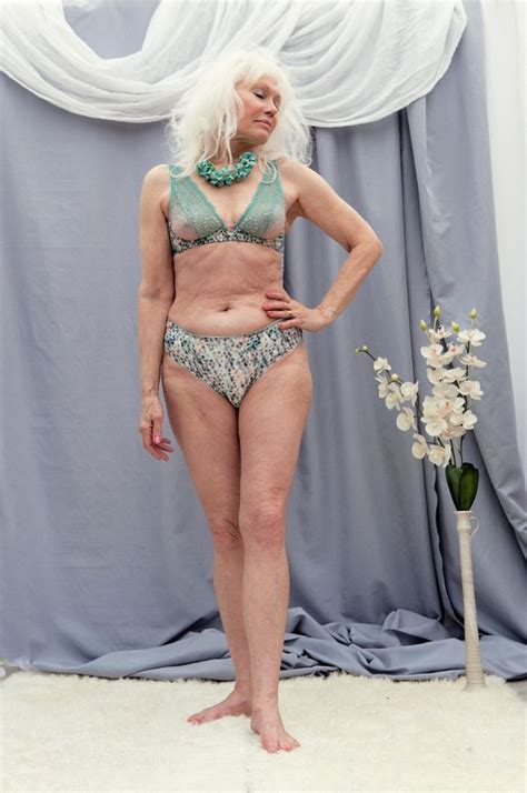 Revealing Photos Show Us Just How Sexy An Older Woman Can Be Huffpost