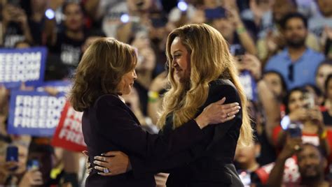 Beyonce Leaves Fans Furious After She Leaves Harris Houston Rally