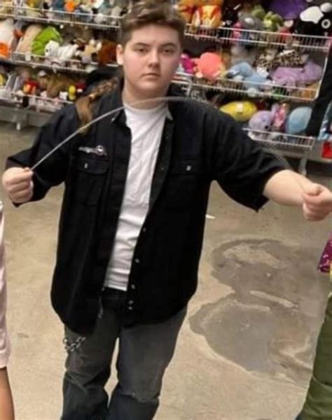 Sirry Thr Quality Js So Ass I Was Exhausted In This Pic But Is It Gay