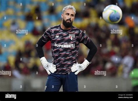 Rio de Janeiro Brazil April Goalkeeper Jandrei of the São Paulo team Match between