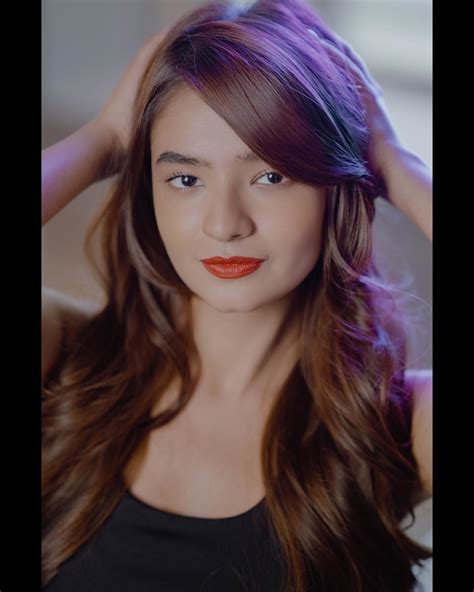 Avneet Kaur And Anushka Sen Pose Effortlessly Like Photoshoot Queens
