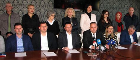 Press Konferencija Stranke Za BiH Zivinice Ba